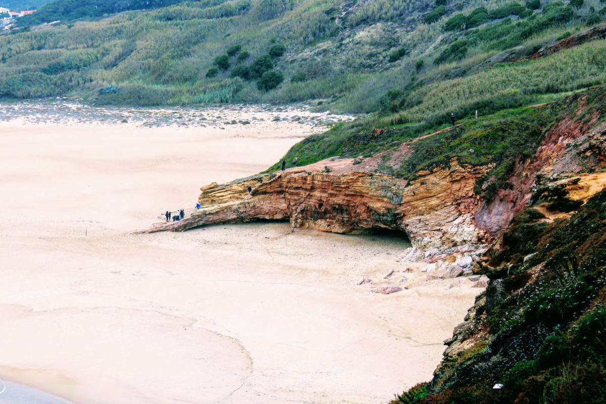 Nazaré in Portugal: discover the City with the Highest Waves in the World